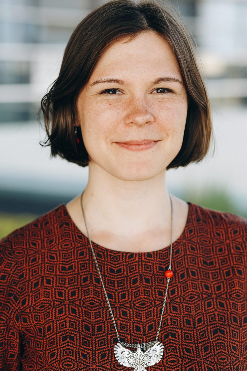 Anna Yutchenko / white flowers / poems in Ukrainian and English ...